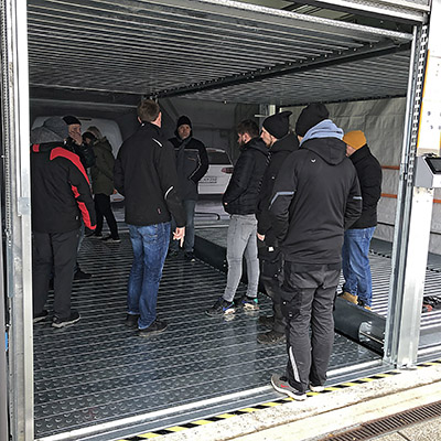 Schlung der Monteure von KLAUS Multiparking